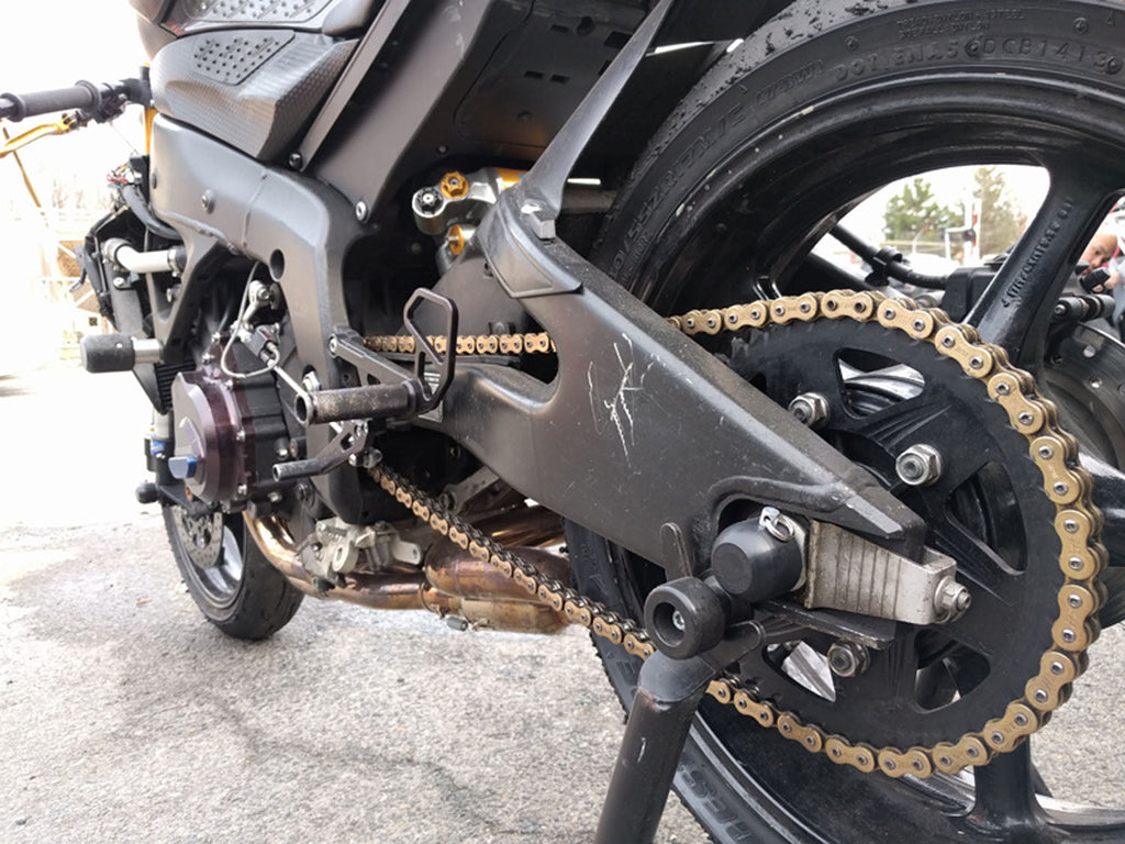 45-0449R Yamaha R6,R6S,FZ1 Honda CBR1000RR Rear Axle Slider Kit-Woodcr ...